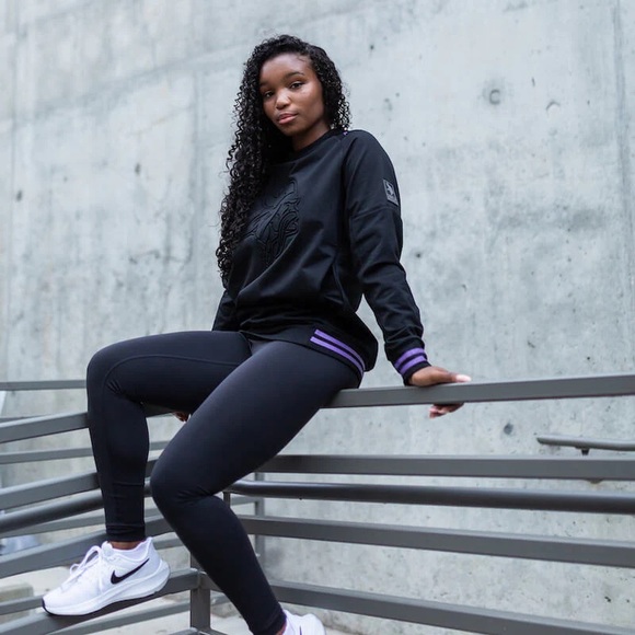 Unrl | Sweaters | Unrl X Minnesota Vikings Crossover Crewneck 222 No 3 ...